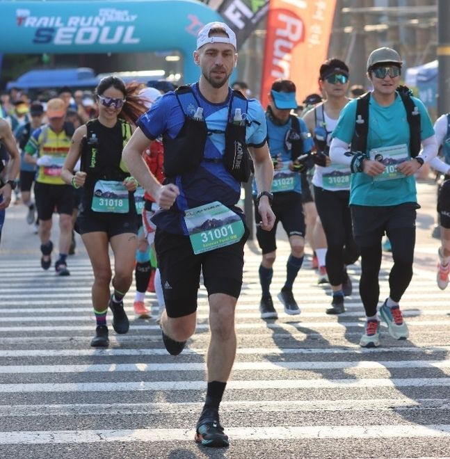 산악 트레일러너 봄축제 '제9회 서울트레일런 대회' 성료, 43km 코스서 안성권-박정순 남녀 1위